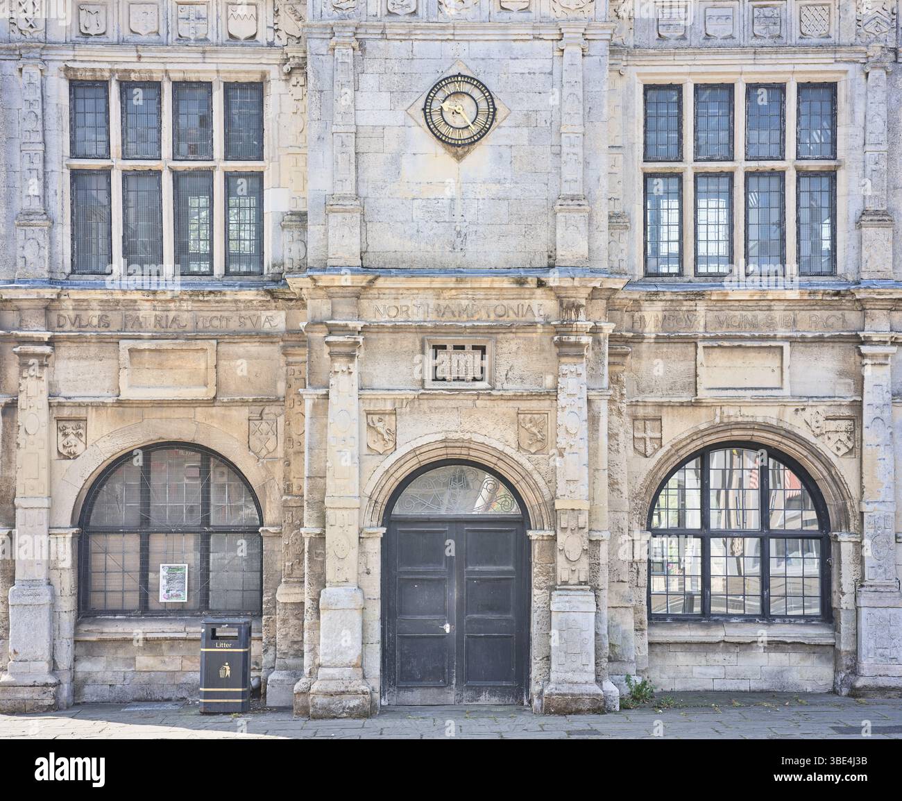 Market house rothwell hi-res stock photography and images - Alamy