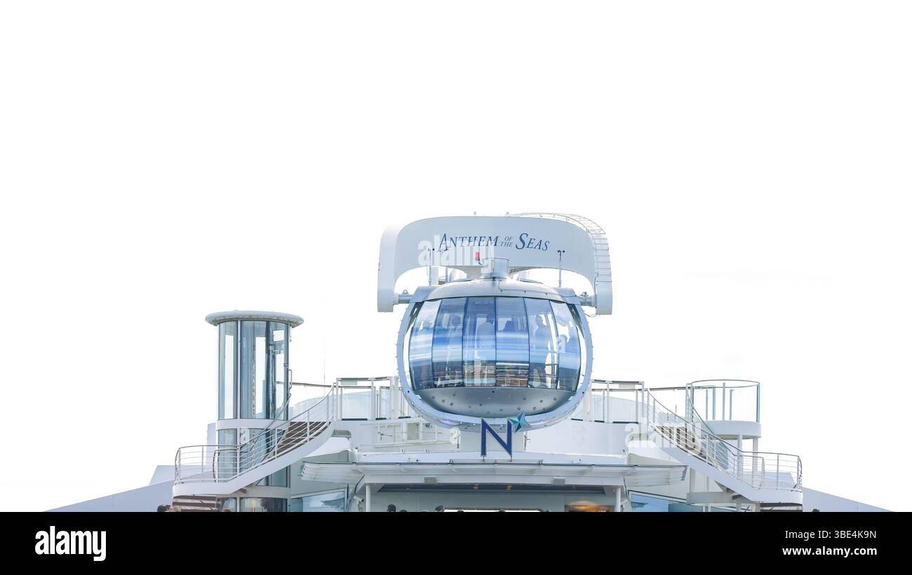Futuristic glass sphere 360-degree views in the North Star observation ...