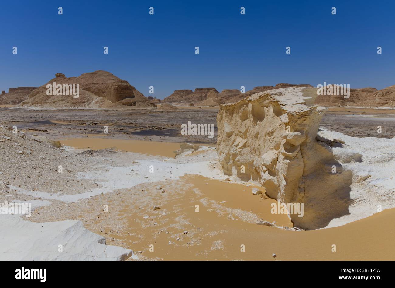 Rock formations in the Agabat Valley, Egypt Stock Photo - Alamy