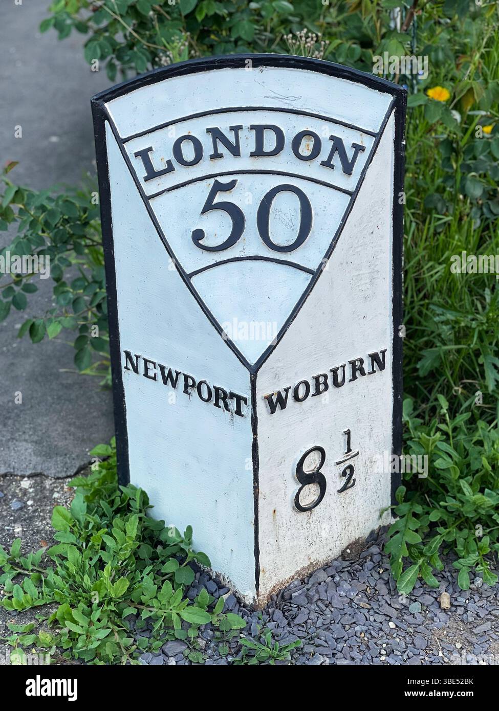 Old school roadside travel hi-res stock photography and images - Alamy