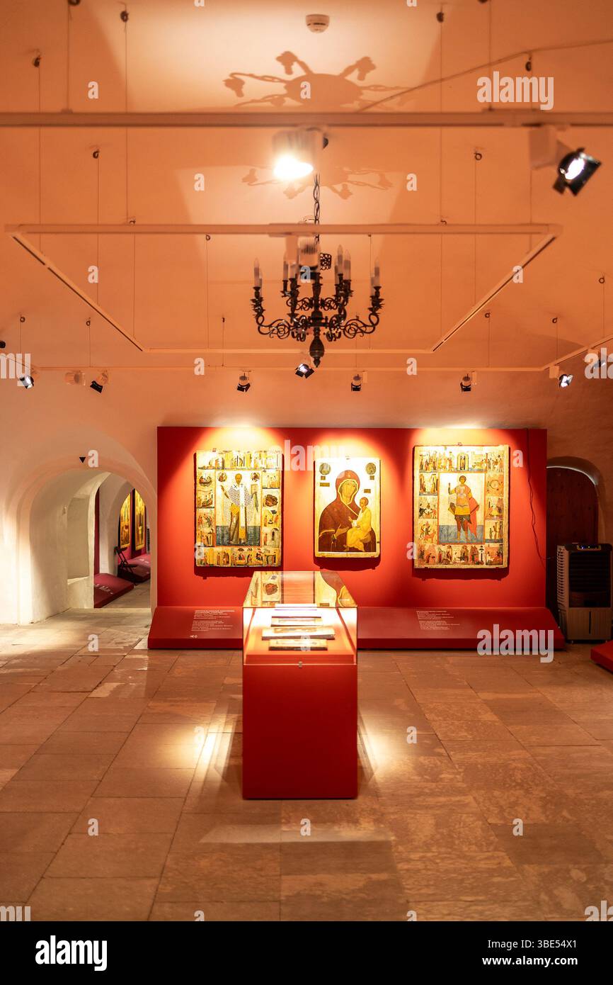 Andrei rublev icon hi-res stock photography and images - Alamy