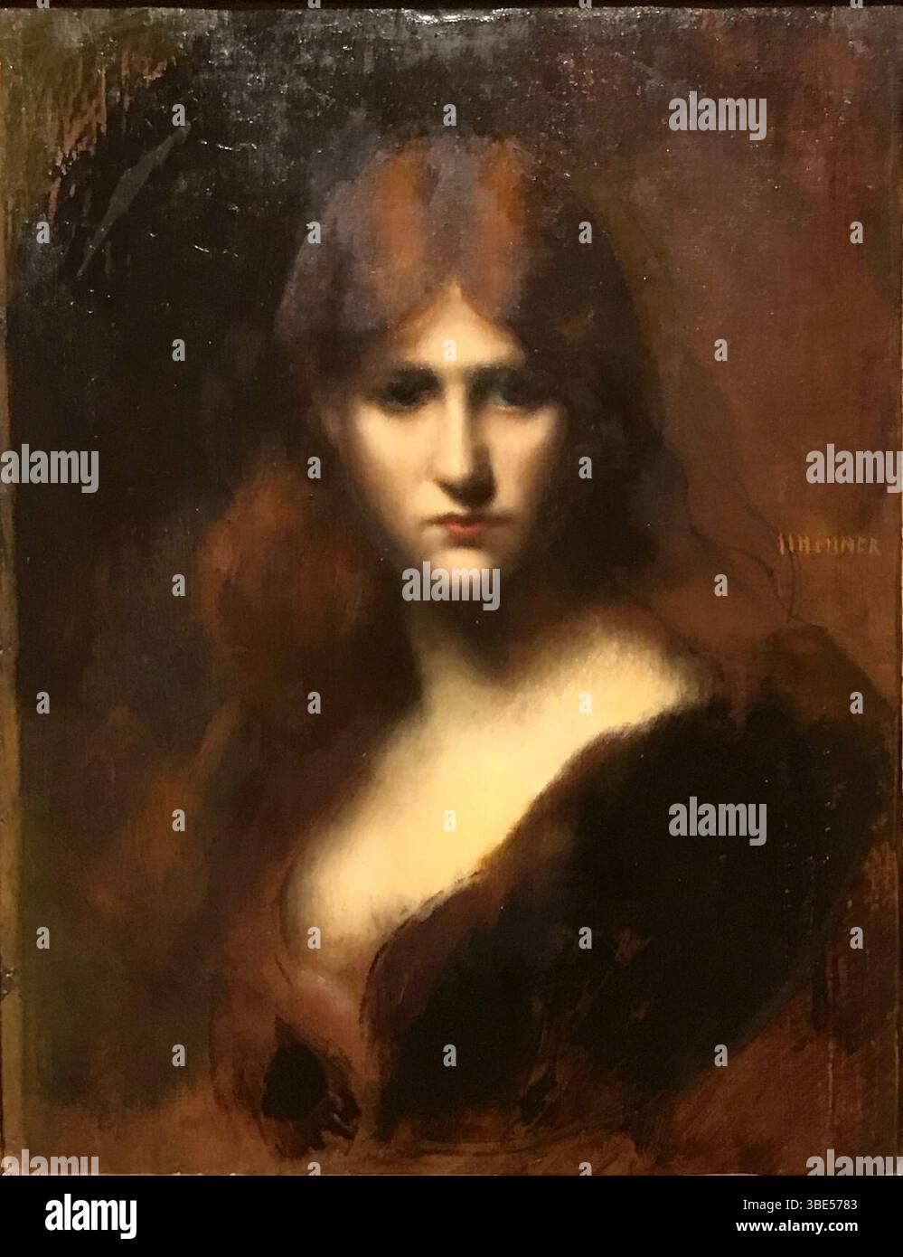 Jean-Jacques Henner, Portrait de femme, Lola Stock Photo - Alamy