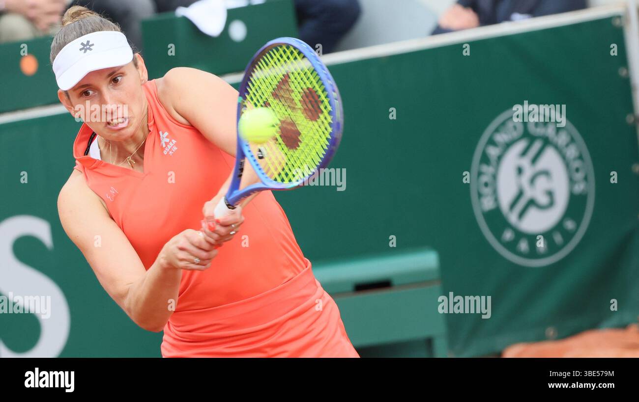Paris, France. 27th May, 2025. Belgian Elise Mertens pictured in action ...