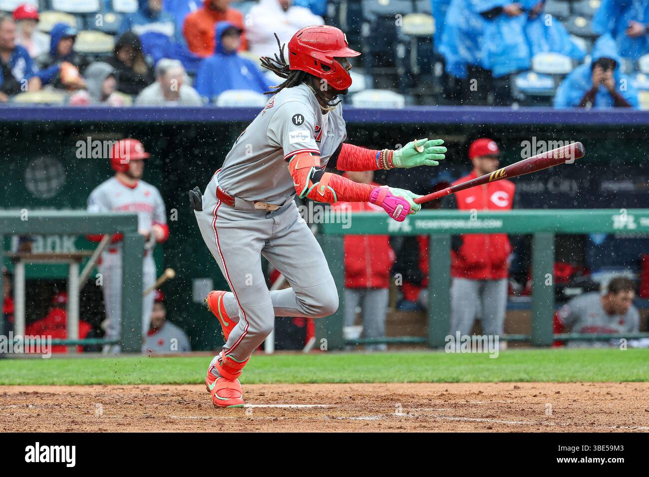 Kansas City, MO, USA. 26th May, 2025. Cincinnati Reds designated hitter ...