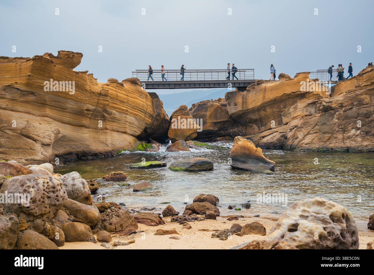 High-resolution image capturing the stunning coastal scenery and world ...