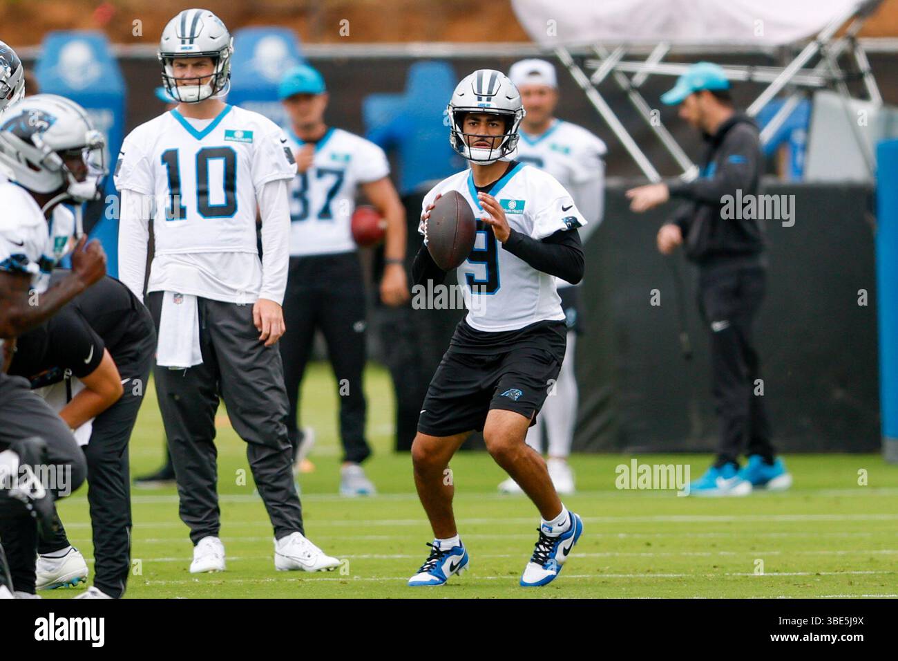 Carolina Panthers quarterback Bryce Young (9) looks to pass during NFL ...