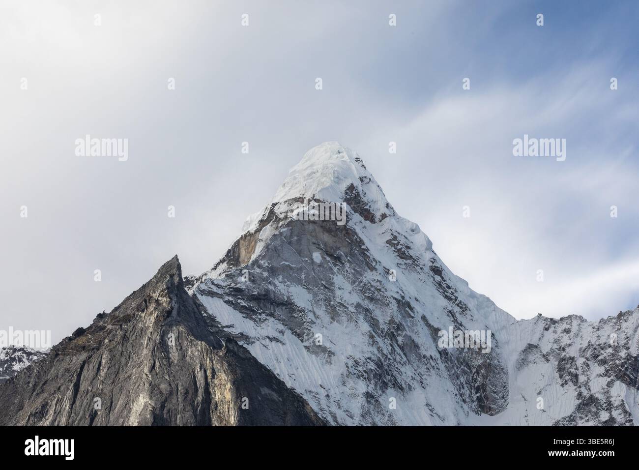 Stunning view of Mount Everest's snow-capped peak, soaring majestically ...