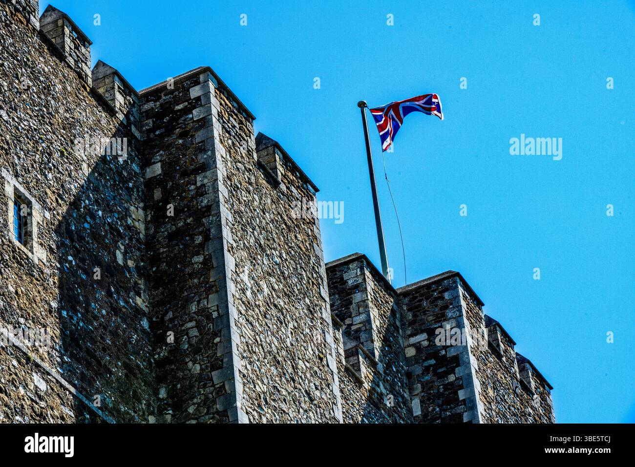 ''"The Union Flag2 flying proudly on Dover castles 'Great tower Stock ...