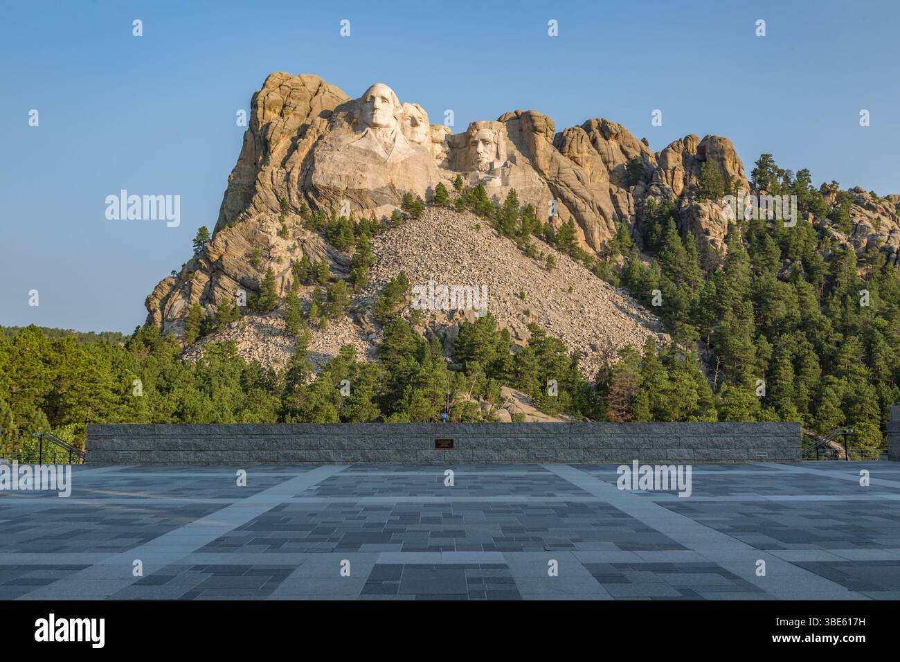 Granite busts of George Washington, Thomas Jefferson, Theodore "Teddy ...