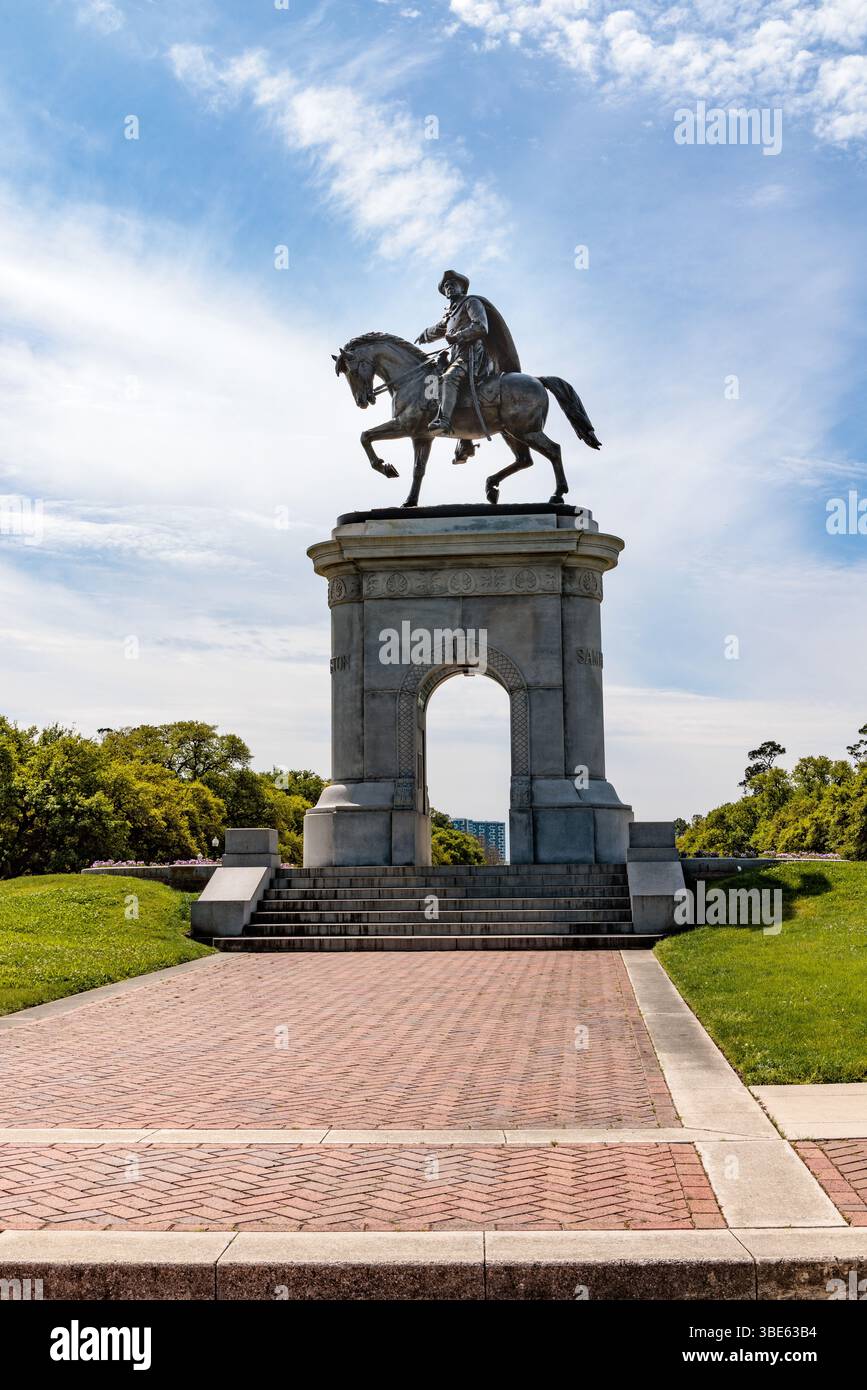 Bronze sculpture of General Sam Houston at the entrance to Hermann Park ...