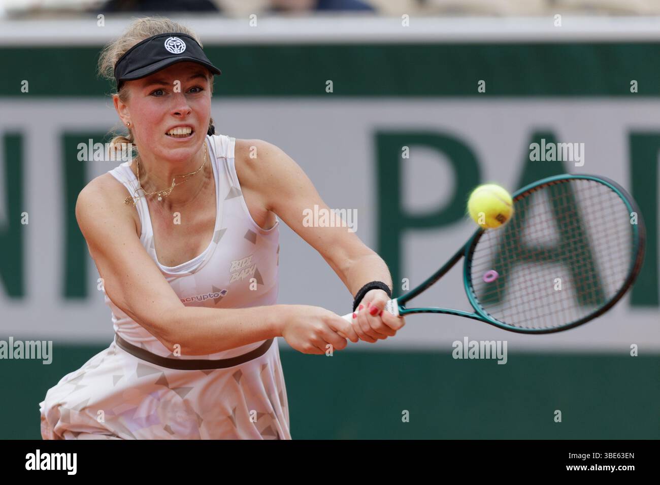 Magdalena Frech of Poland during the Roland-Garros 2025, French Open ...