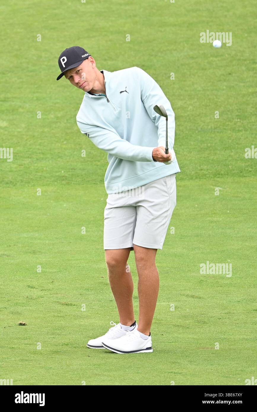 Dublin, Ohio, USA. 27th May, 2025. Matti Schmid (GER) hits on the 18th ...