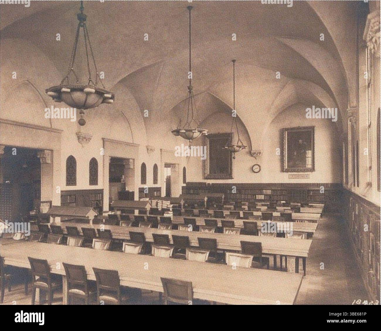 John Crerar Library, Randolph Street, 1940s Stock Photo - Alamy