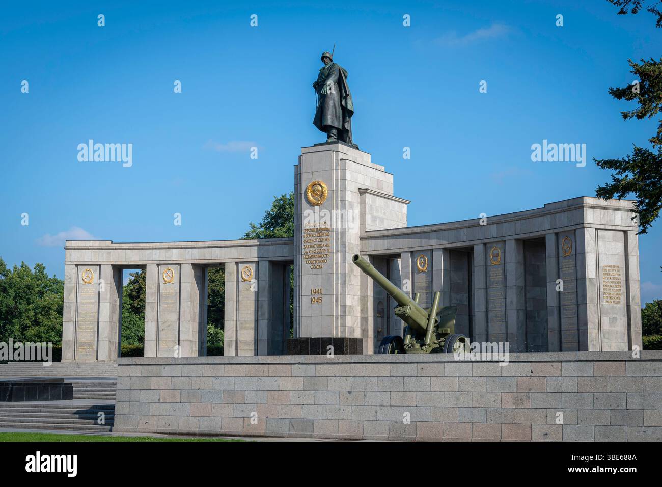 The Soviet War Memorial (German: Sowjetisches Kriegerdenkmal) is a war ...