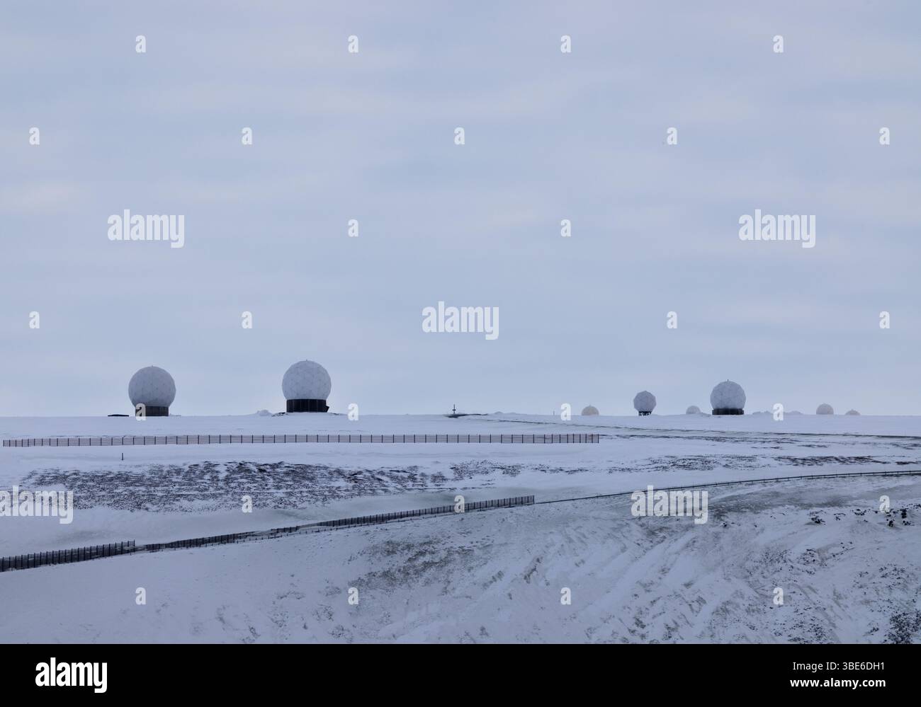 Arctic relay site hi-res stock photography and images - Alamy