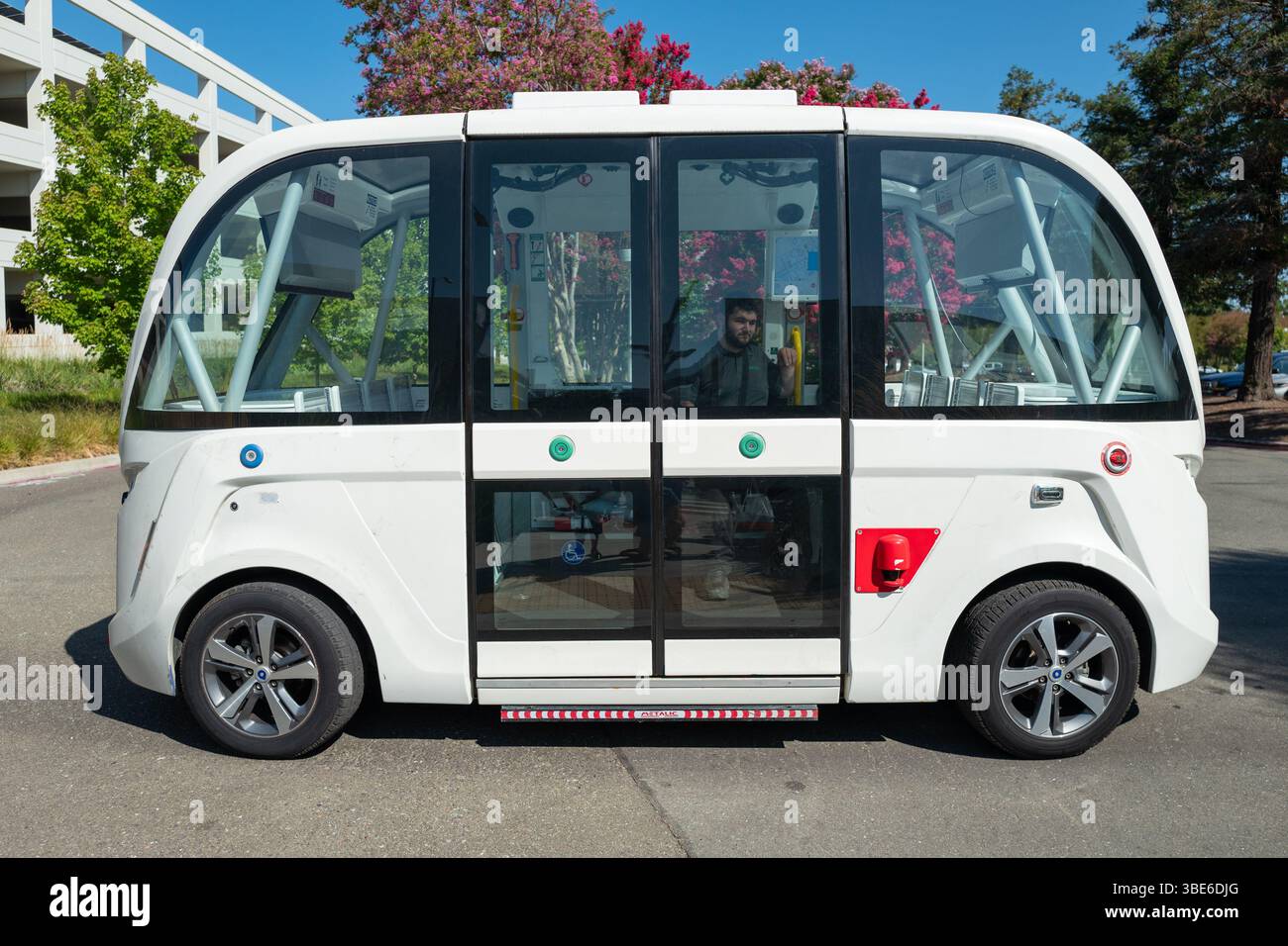 USA. 09th Aug, 2024. Side view of Presto self-driving autonomous ...