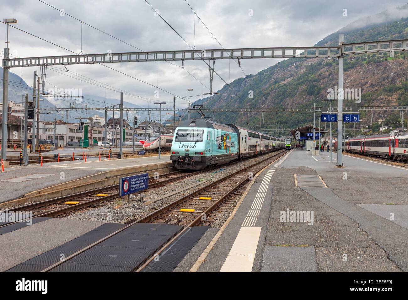 SBB Re 460 electric locomotive 460037 in advertising livery calling at ...
