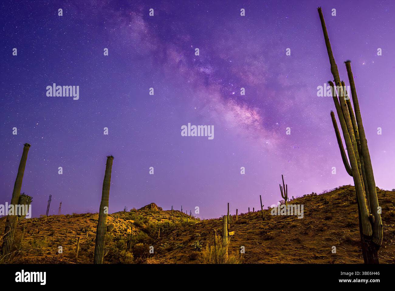Stunning landscape milky way hi-res stock photography and images - Alamy
