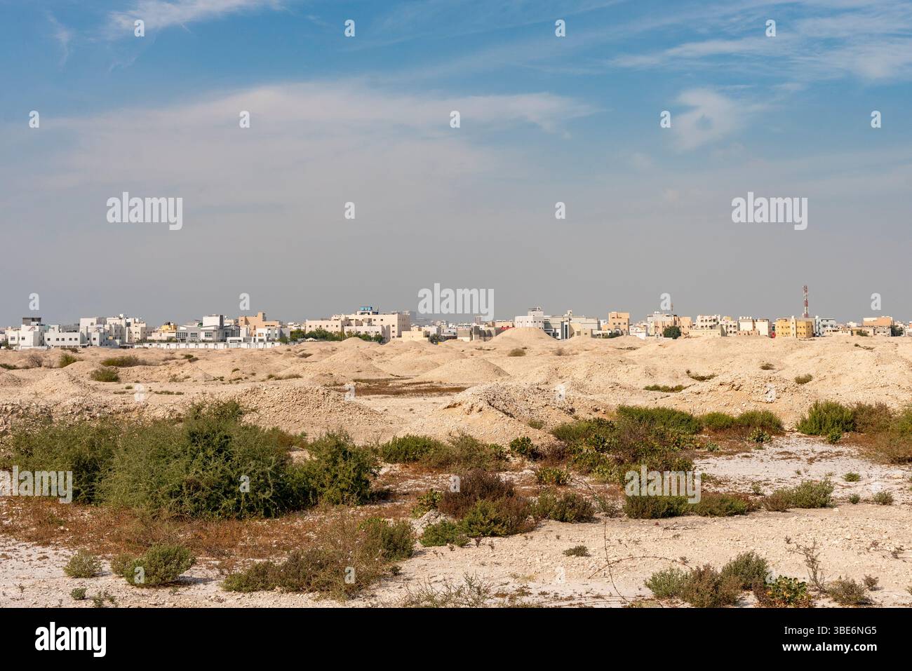 Dilmun archaeological cemetery hi-res stock photography and images - Alamy