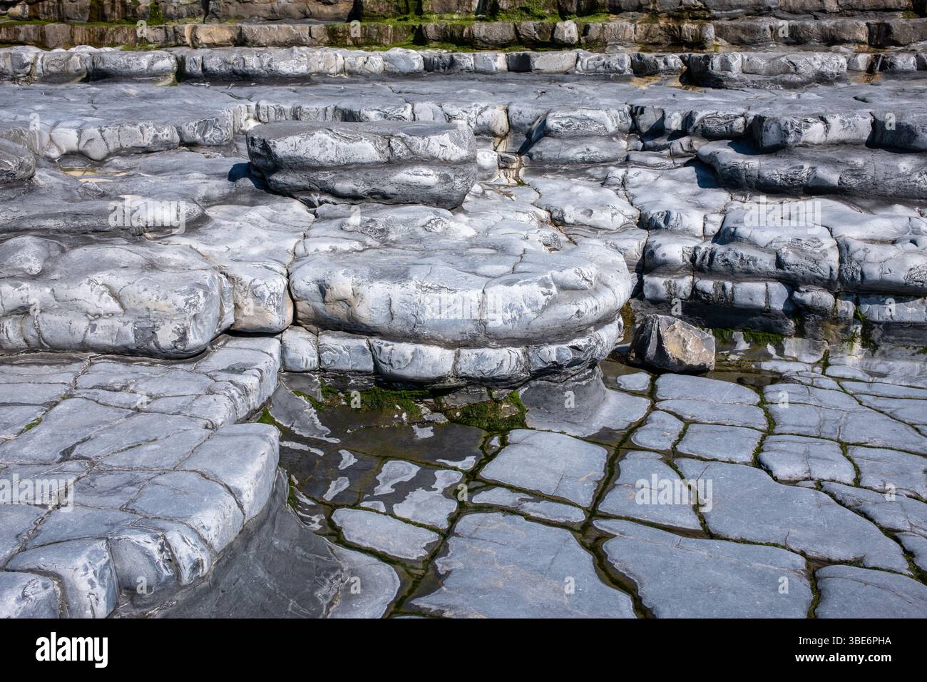 Monknash Beach in Glamorgan South Wales UK Stock Photo - Alamy