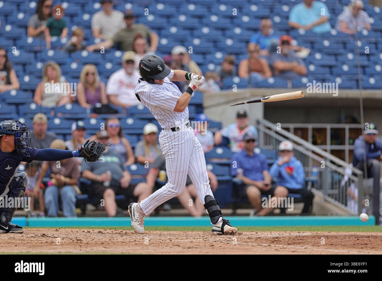 Kannapolis, NC: Kannapolis Cannon Ballers first base Mikey Kane (7 ...