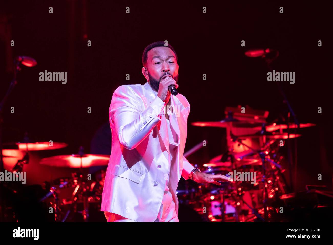 Glasgow, Scotland, UK. 27th May, 2025. John Legend performing at OVO ...