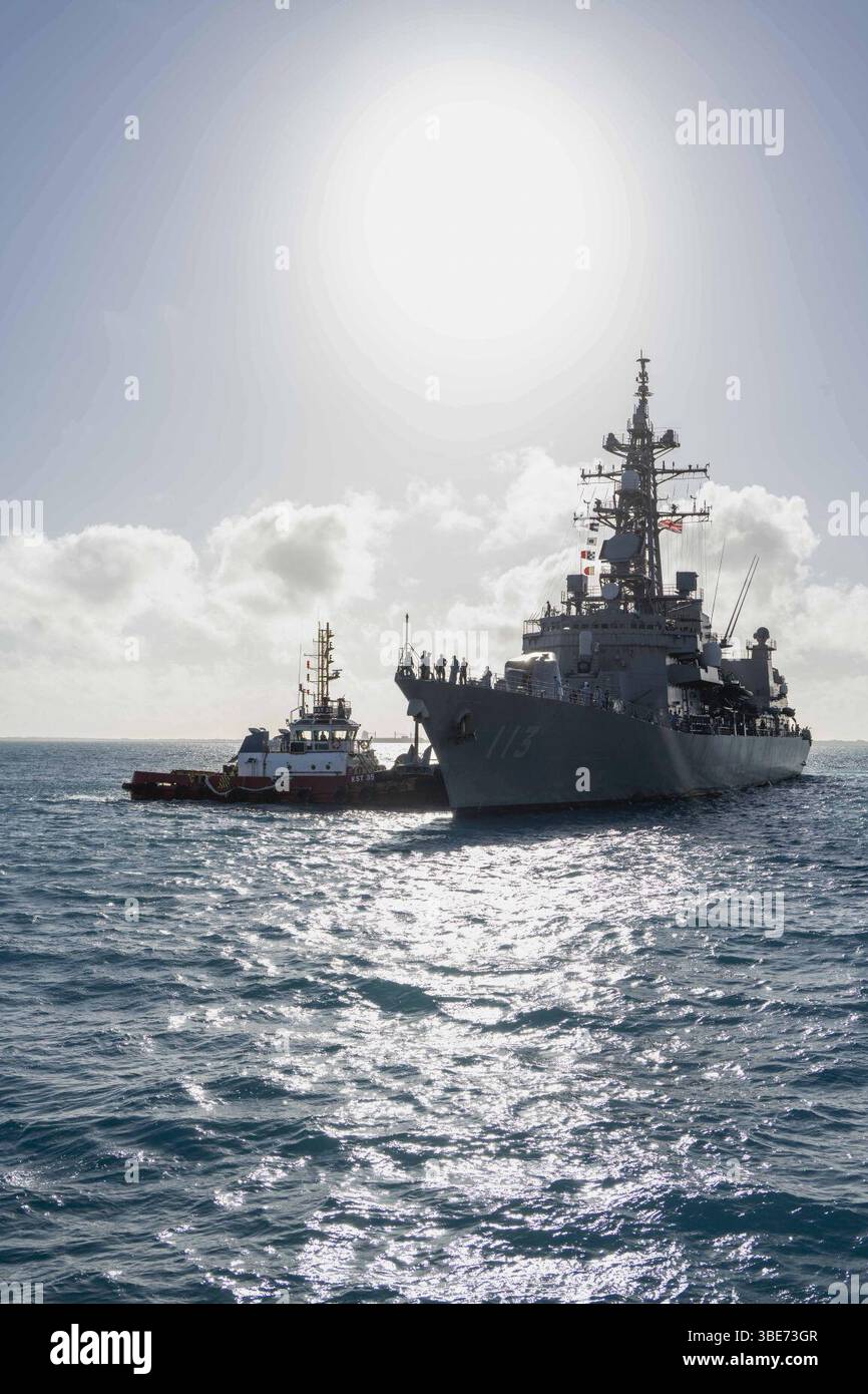 JS Sazanami (DD-113) arrives in Diego Garcia (8560099 Stock Photo - Alamy