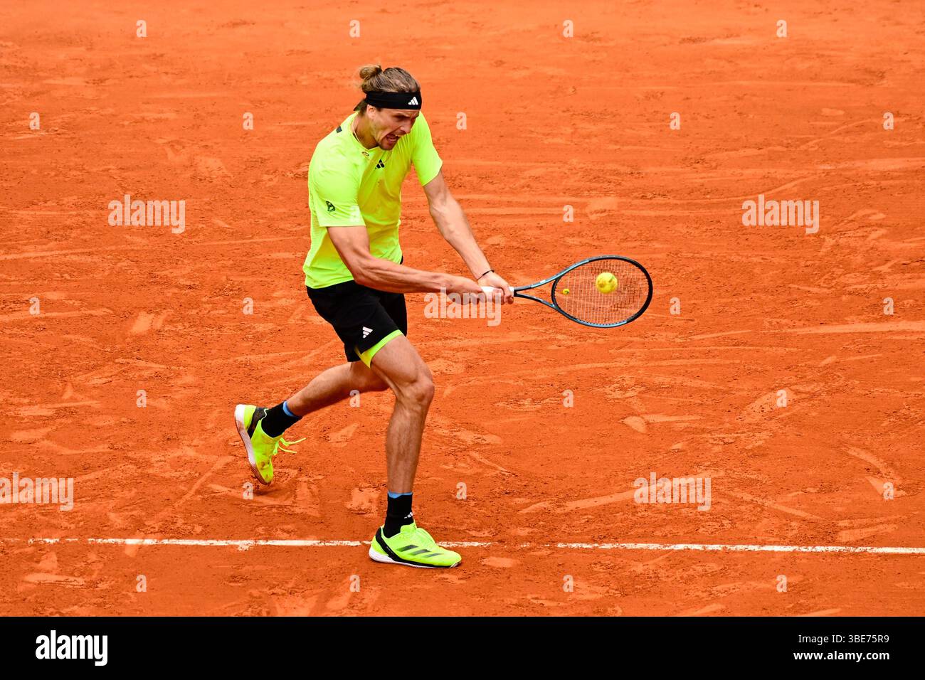 Paris, France. Roland Garros, Paris, France. 27th May, 2025. Alexander ...