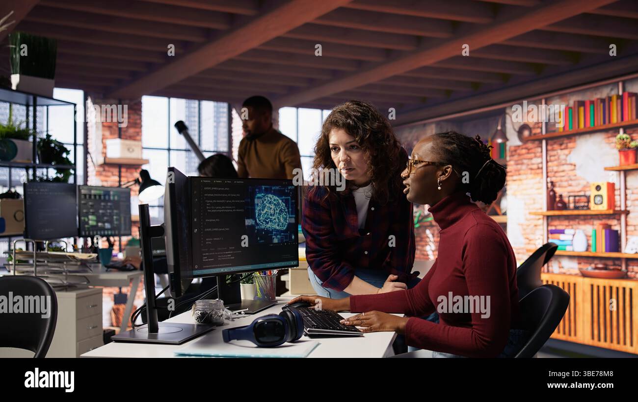 Teamworking engineers coding advanced ai hi-res stock photography and images - Alamy