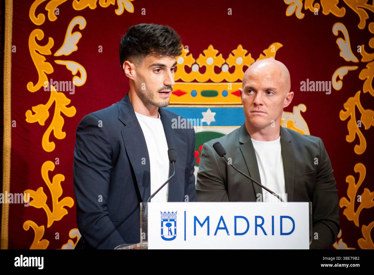 The football player from Rayo Vallecano, Oscar Valentin (left) speaks ...