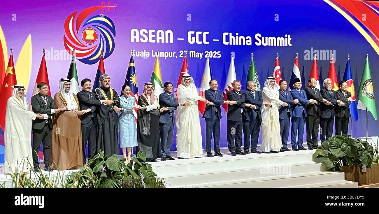 Leaders of the ASEAN (Association of South-East Asian Nations), GCC ...