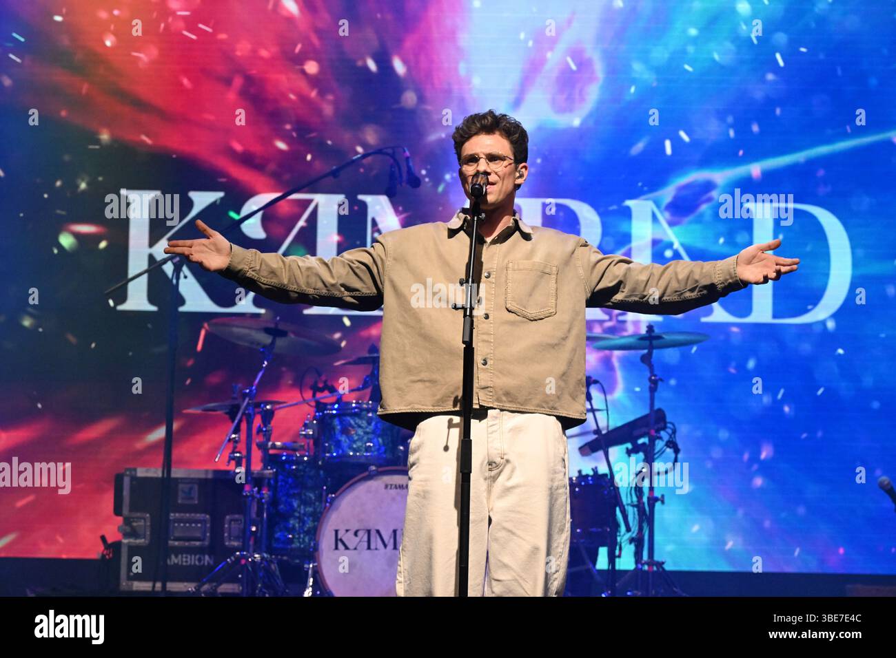 Munich, Germany. 27th May, 2025. The singer Kamrad is on stage at the ...