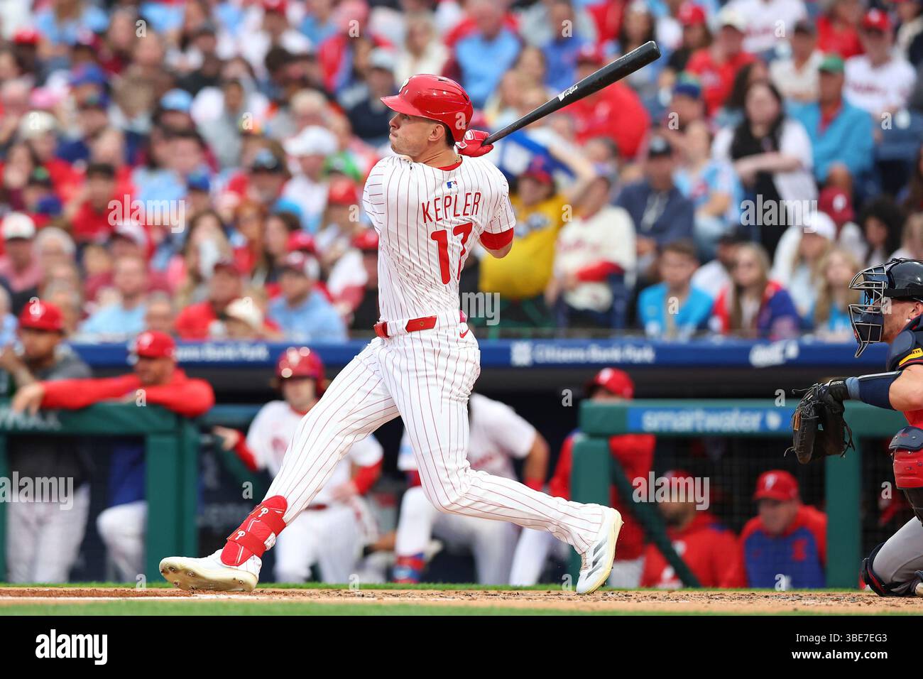 PHILADELPHIA, PA - MAY 27: Max Kepler #17 of the Philadelphia Phillies ...