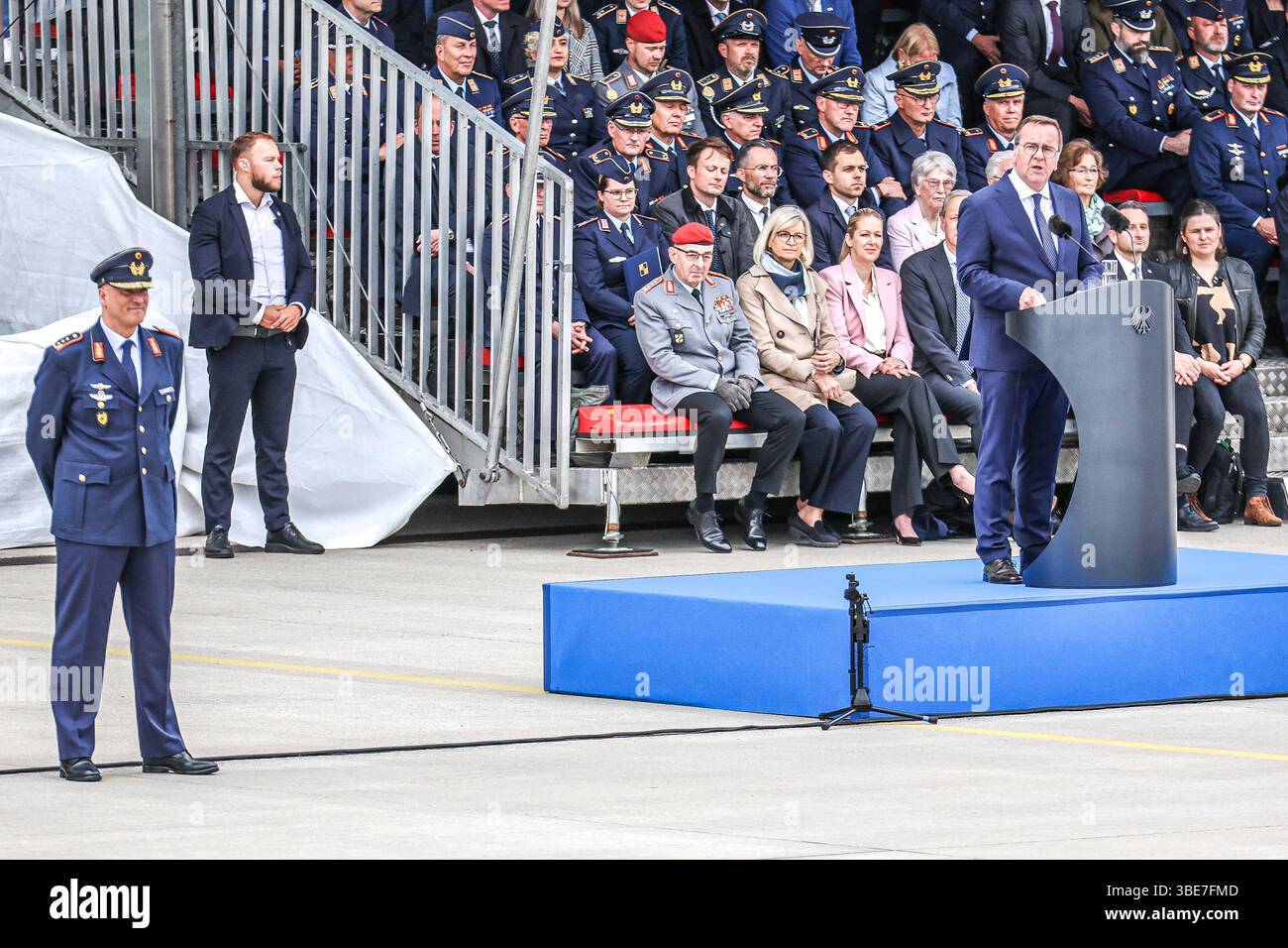 Generalleutnant Holger Neumann hat das Kommando über die Luftwaffe von Generalleutnant Ingo ...
