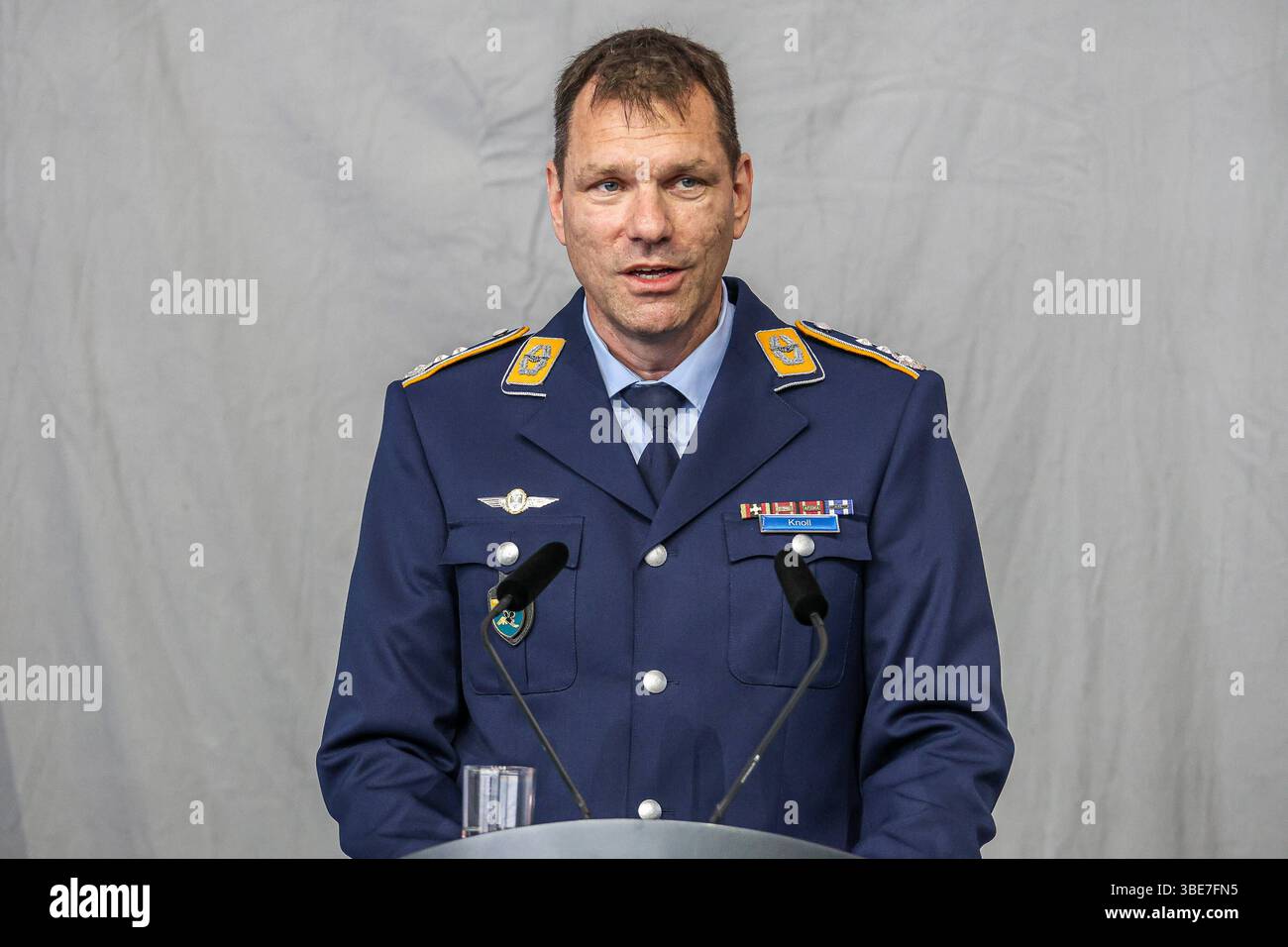 Generalleutnant Holger Neumann hat das Kommando über die Luftwaffe von Generalleutnant Ingo ...