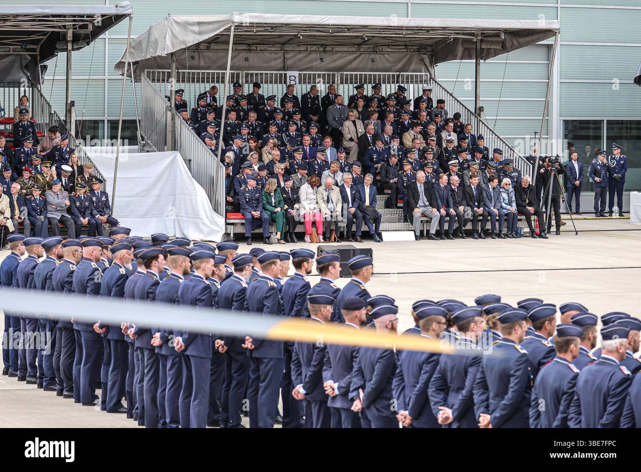 Generalleutnant Holger Neumann hat das Kommando über die Luftwaffe von Generalleutnant Ingo ...