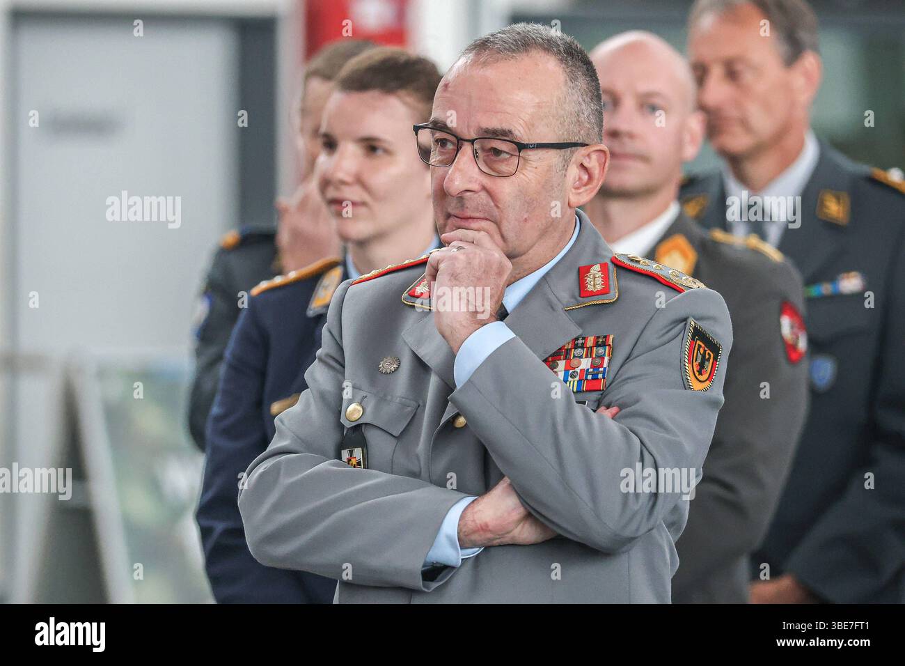 Generalleutnant Holger Neumann hat das Kommando über die Luftwaffe von Generalleutnant Ingo ...