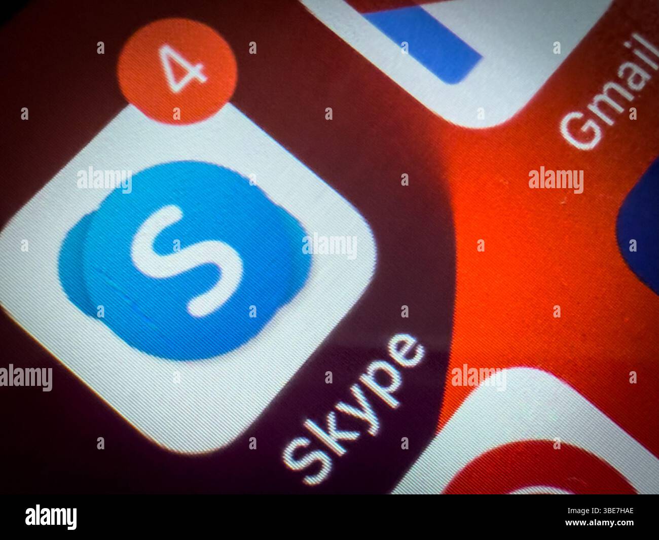 Incoming call screenshot hi-res stock photography and images - Alamy