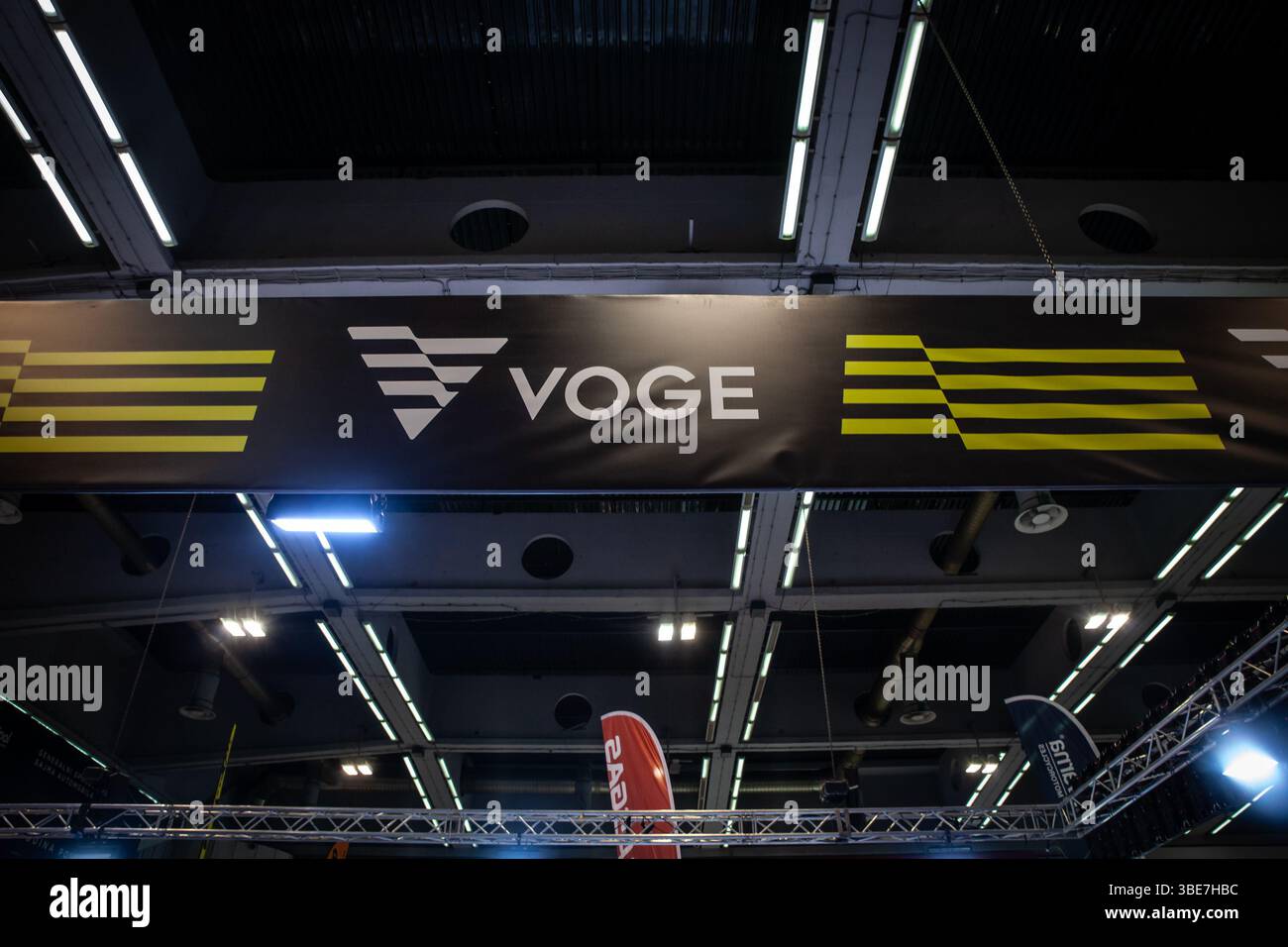 Voge logo hi-res stock photography and images - Alamy