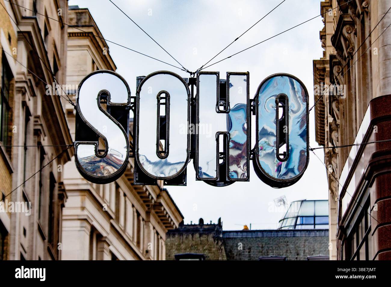 Historic london neighborhood hi-res stock photography and images - Alamy