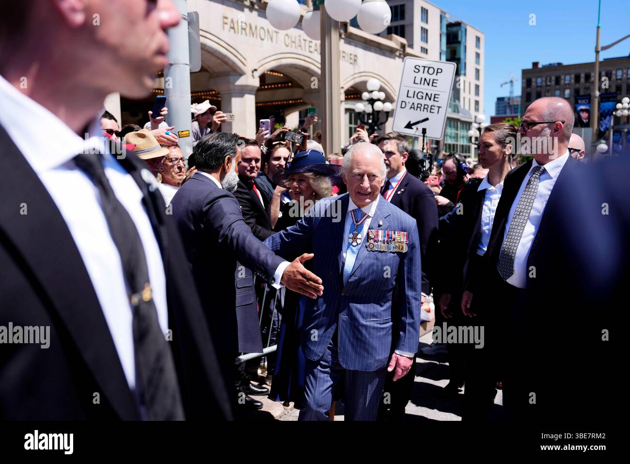 Ottawa, Can. 27th May, 2025. King Charles greets members of the public ...