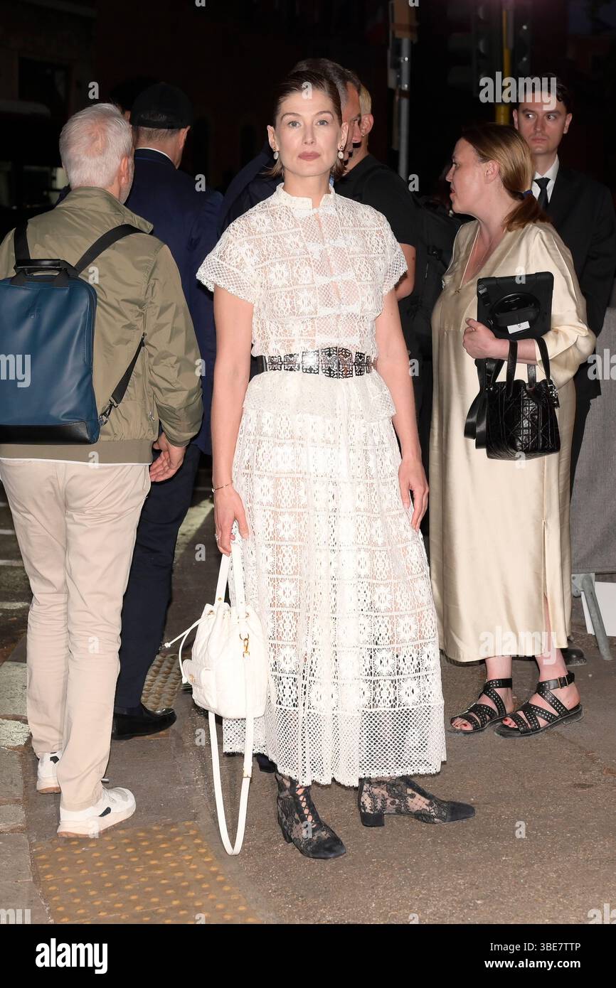 Rome, Italy. 27th May, 2025. Rosamunde Pike arrives at Villa Albani Torlonia to attend the Dior ...