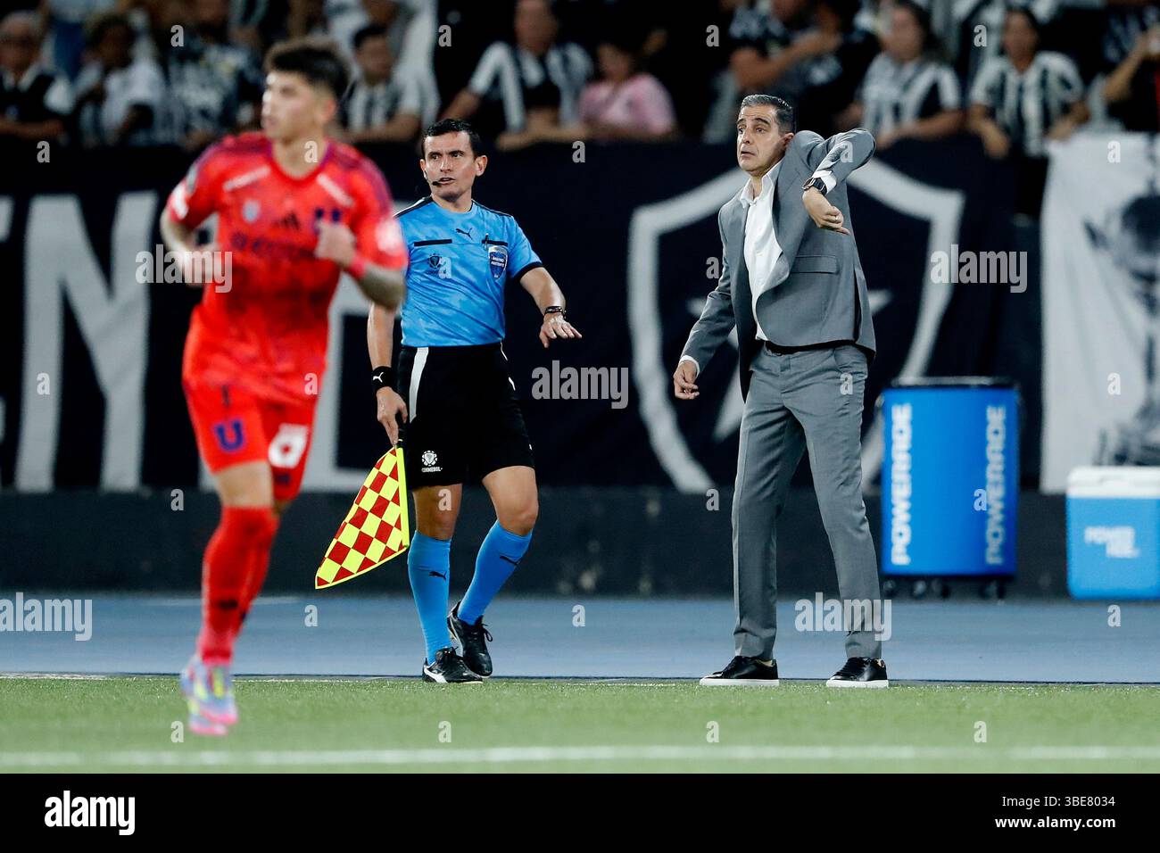 27th May 2025, Rio de Janeiro, Brazil: Botafogo manager Renato Paiva ...