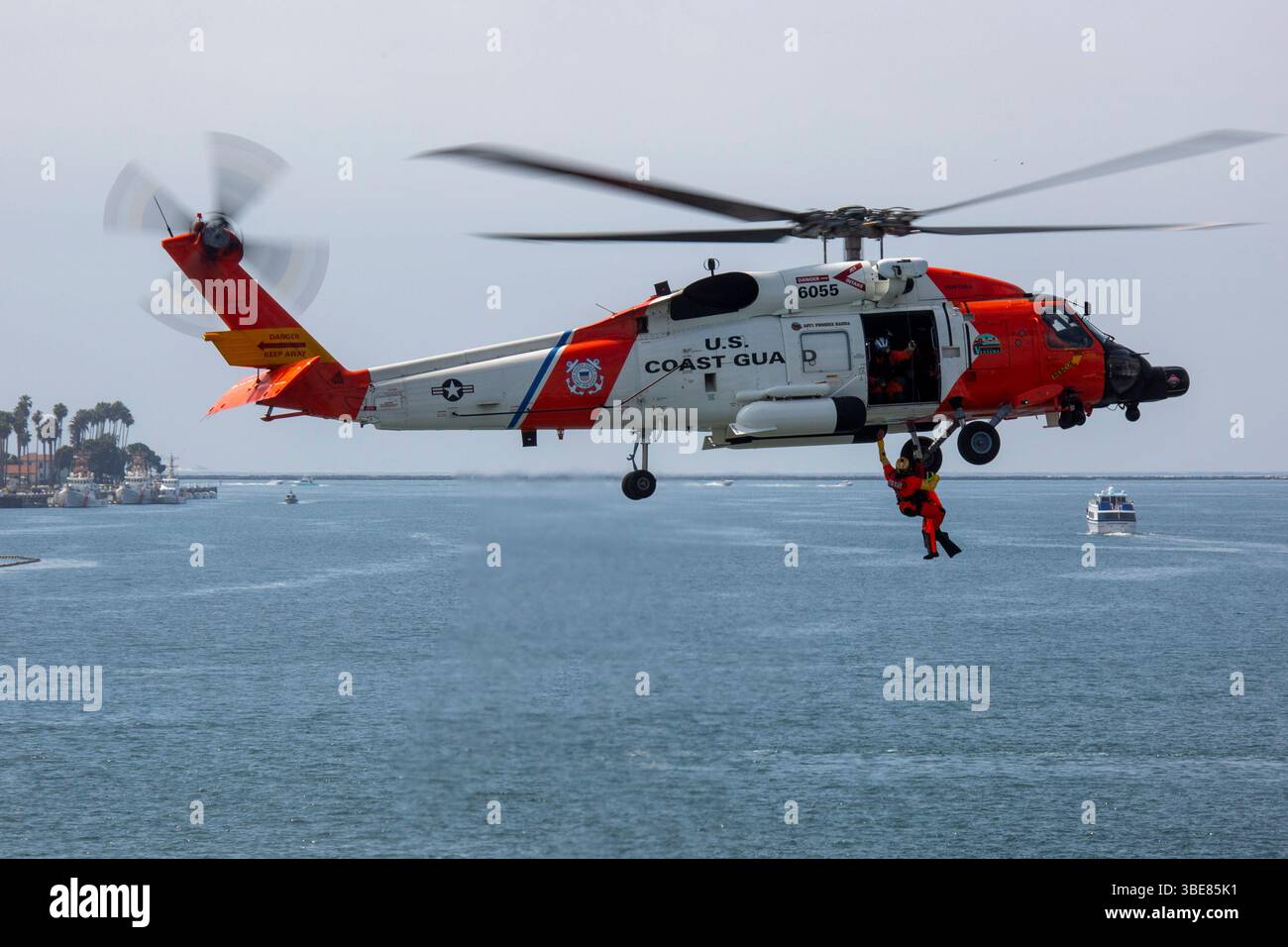 LOS ANGELES (May 26, 2025) A U.S. Coast Guard MH-60T Sikorsky Jayhawk ...
