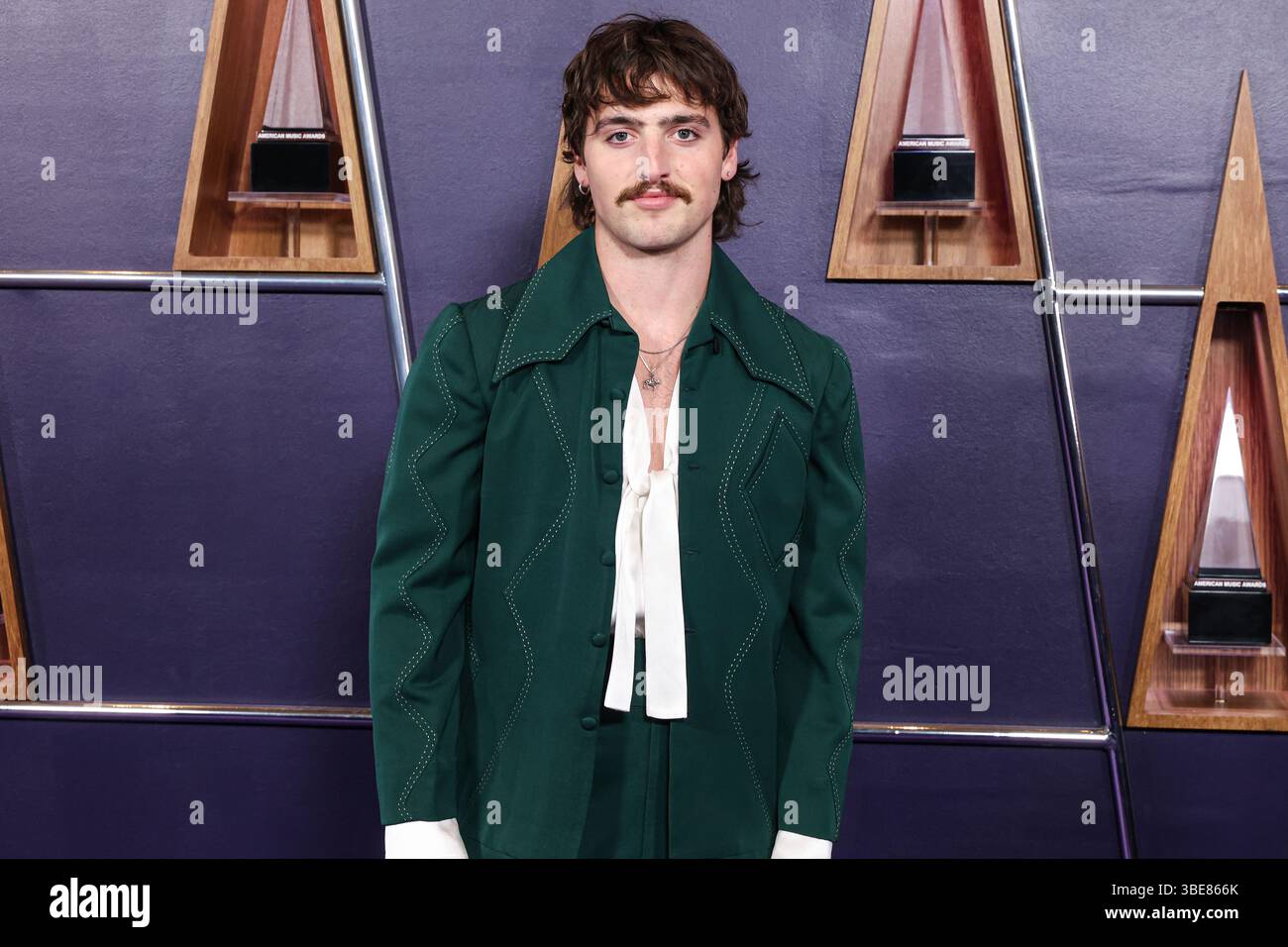 LAS VEGAS, NEVADA, USA - MAY 26: Benson Boone arrives at the 2025 ...