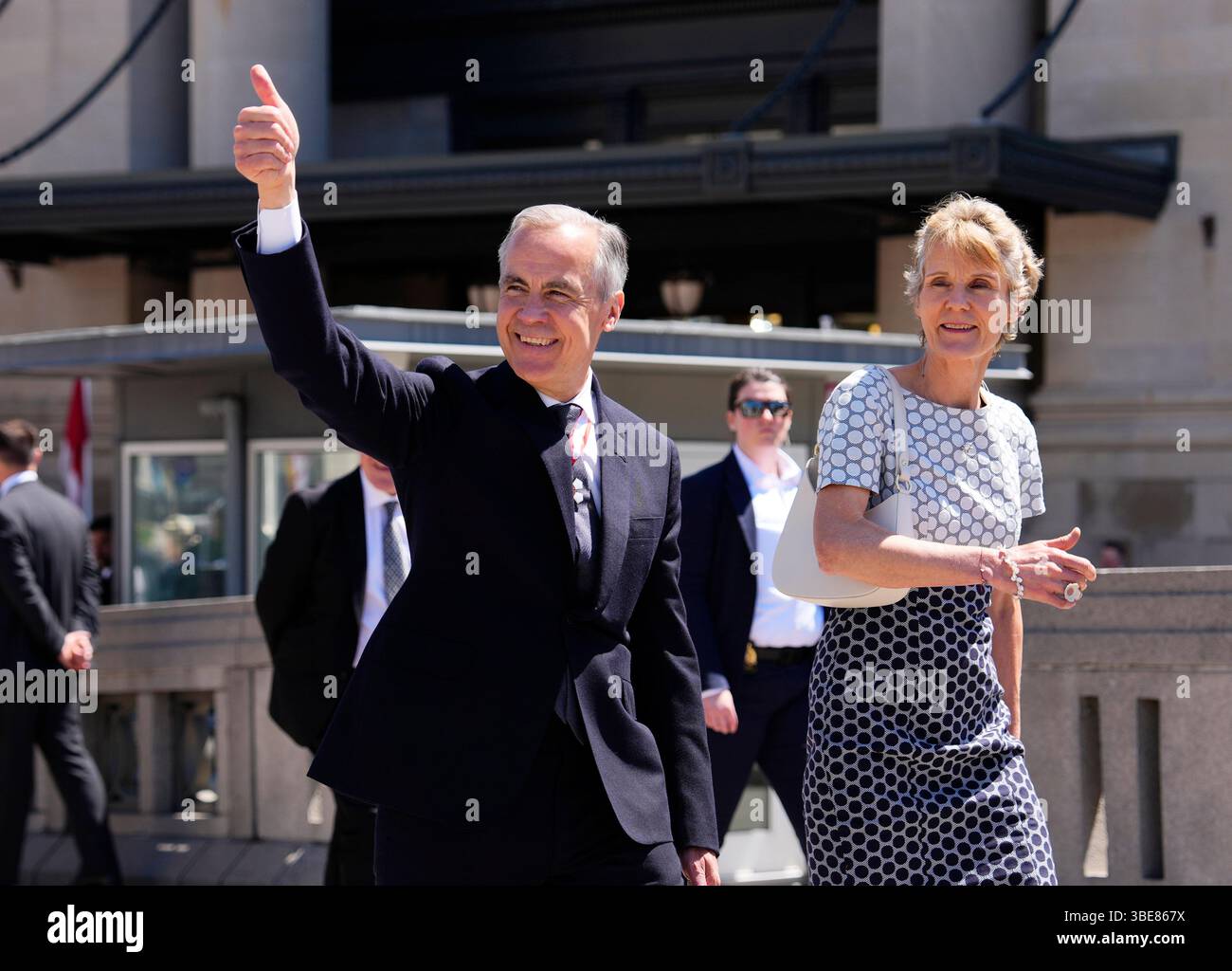 Ottawa, Can. 27th May, 2025. Prime Minister Mark Carney and his wife ...