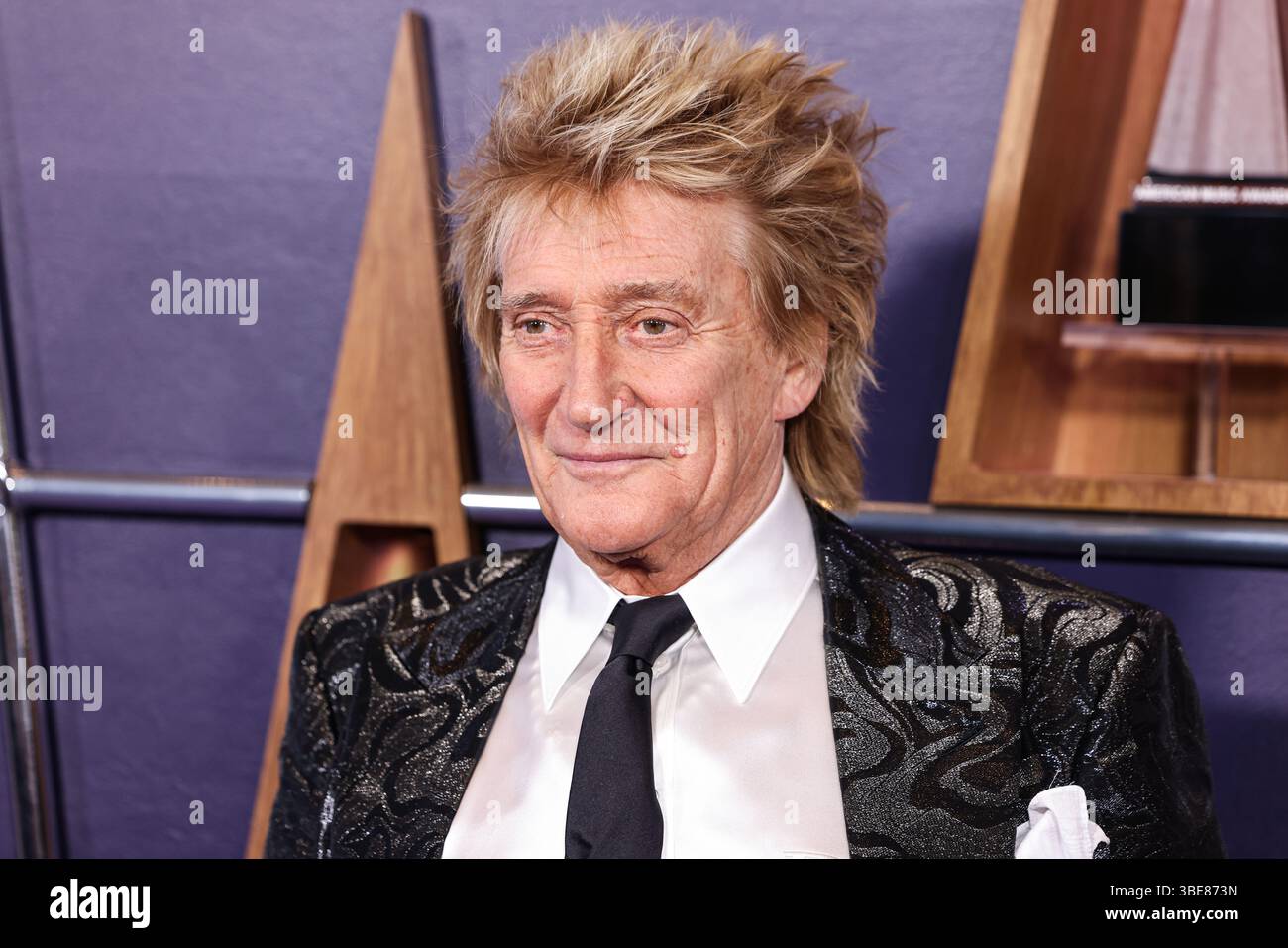 LAS VEGAS, NEVADA, USA - MAY 26: Rod Stewart arrives at the 2025 ...