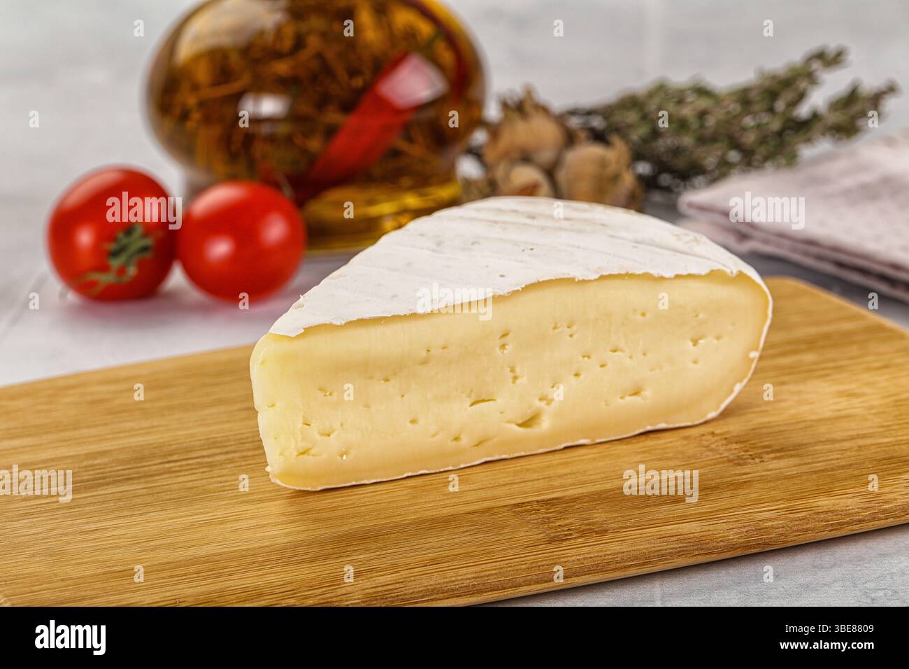 Gourmet Soft brie cheese with mold Stock Photo - Alamy