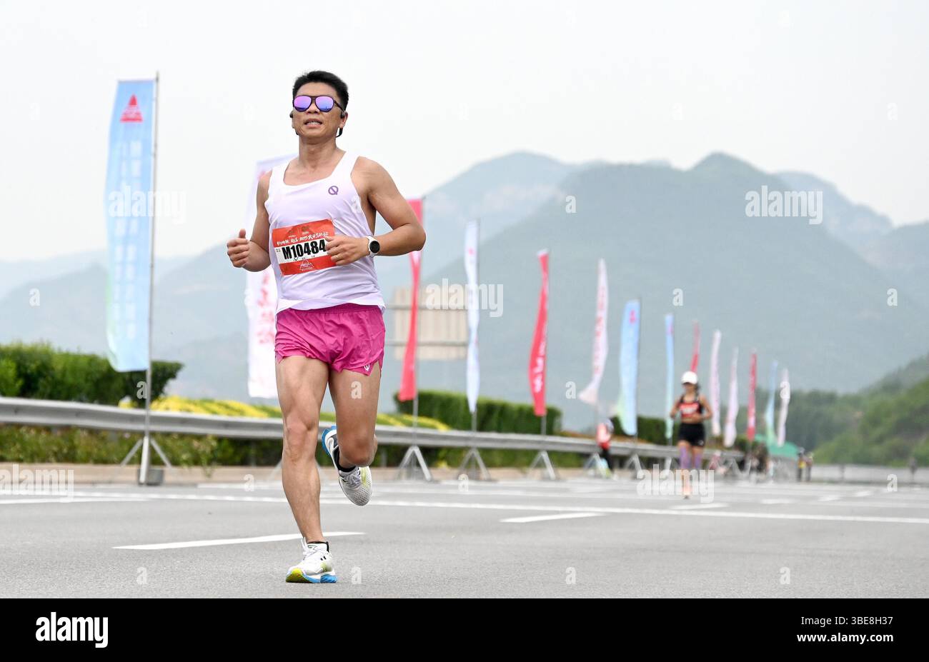 The 2025 Wuan Marathon kicks off in Handan City, north China's Hebei ...