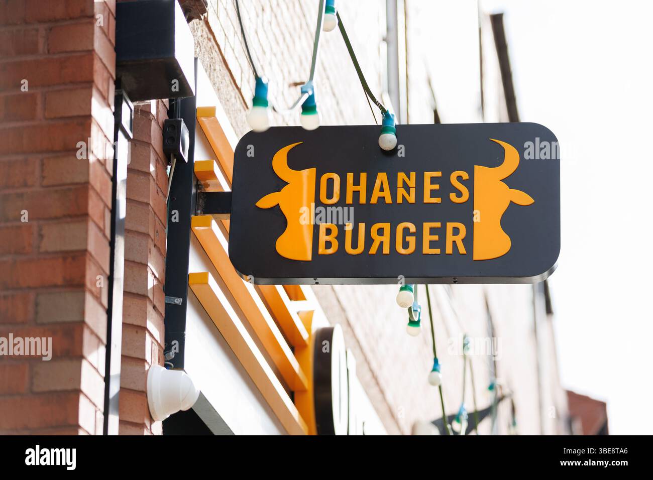 A branch of Ohannes Burger, O'Hannes Burger, Ohannes Burger logo ...